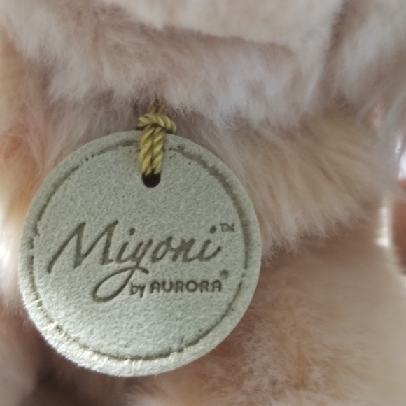moyoni | Accents | Golden Retriever Puppy Moyoni Nwt | Poshmark